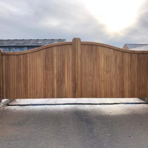 Oak Gates manufactured and installed all over the UK
