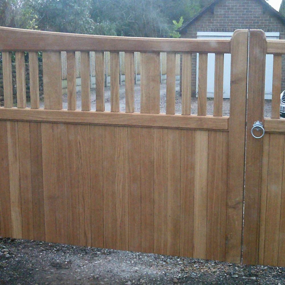 Square Spindle Top Double Sliding Gates - Redwood And Siberian Larch ...